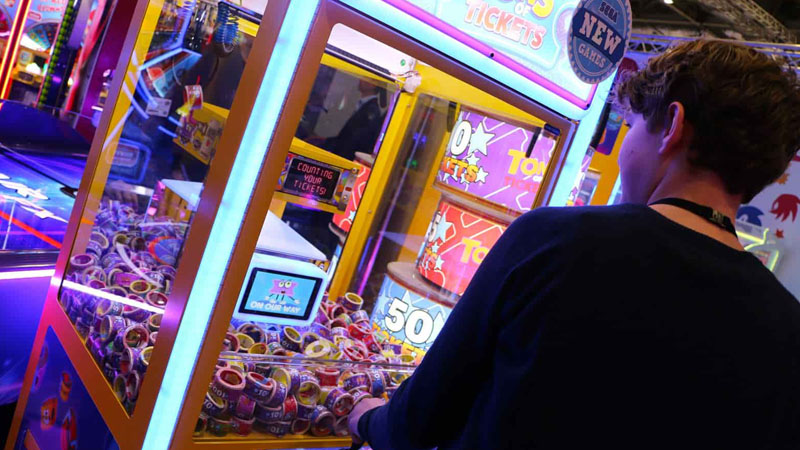 The claw machine - a classic arcade challenge